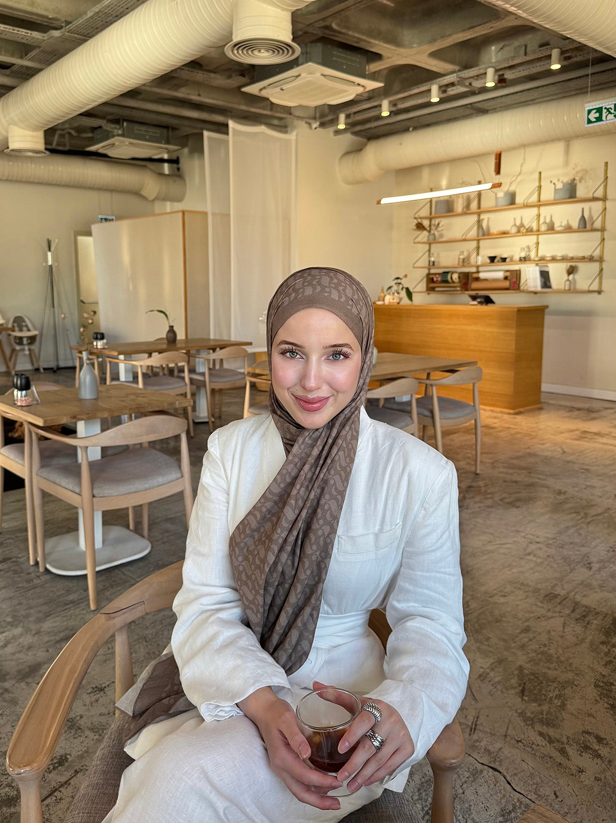 Aida Brown – Aida Scarfs